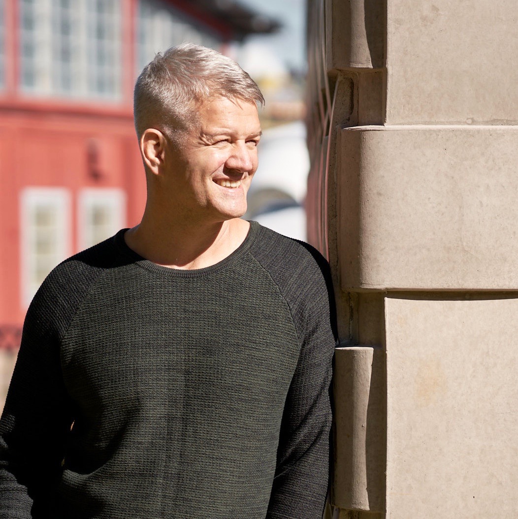 The curious organization